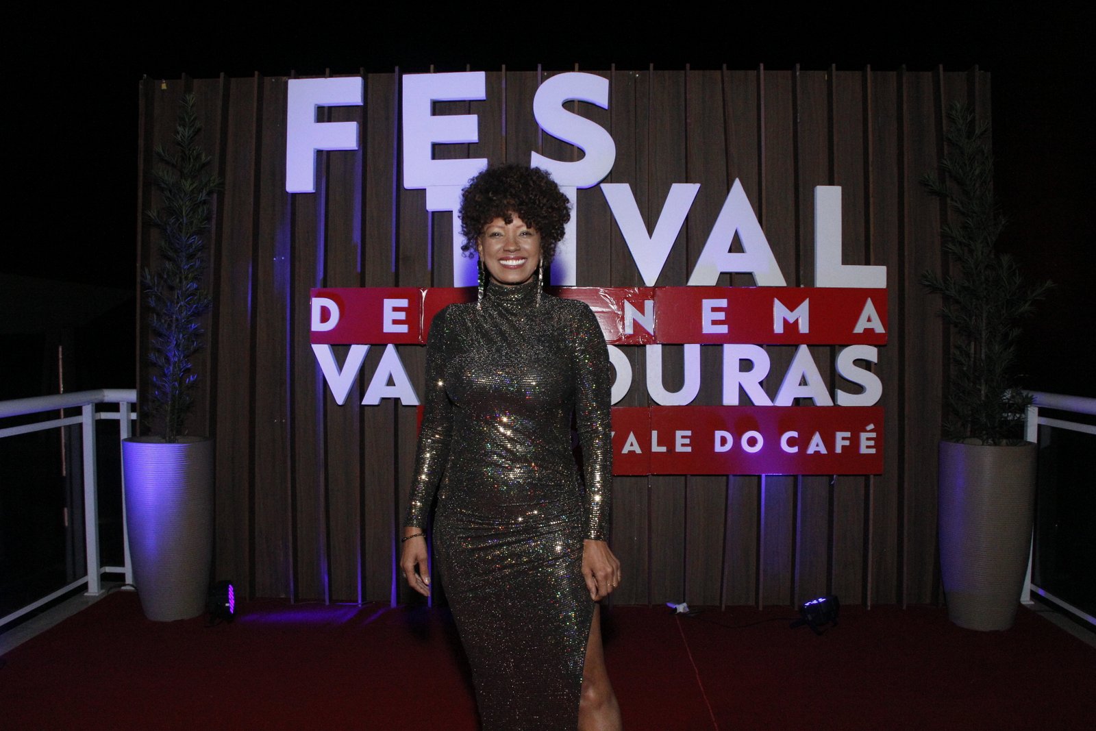Isabel Fillardis passou pelo Tapete Vermelho do Festival de Cinema de ...