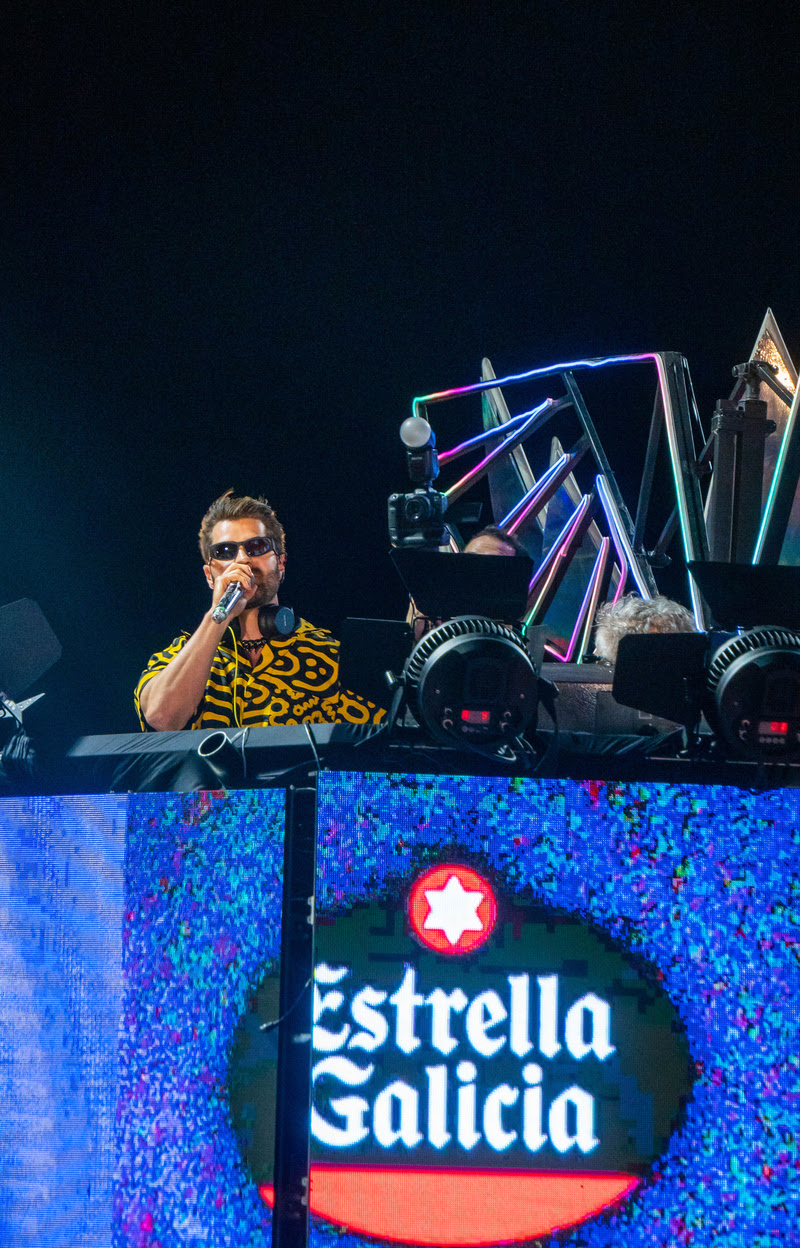 Alok performa ao vivo colaboração inédita com Gil no Carnaval de ...